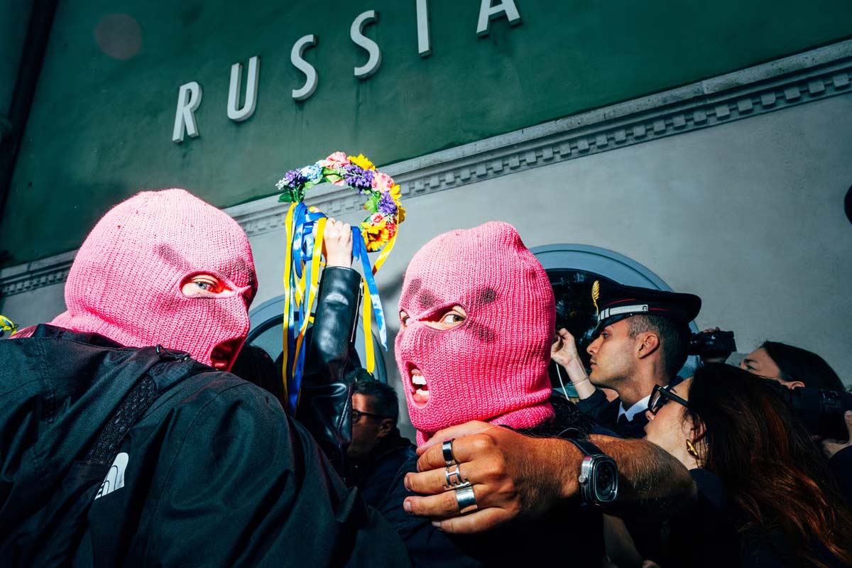 Οι Pussy Riot κυκλοφορούν νέο Single Album και Beef με το Κρεμλίνο